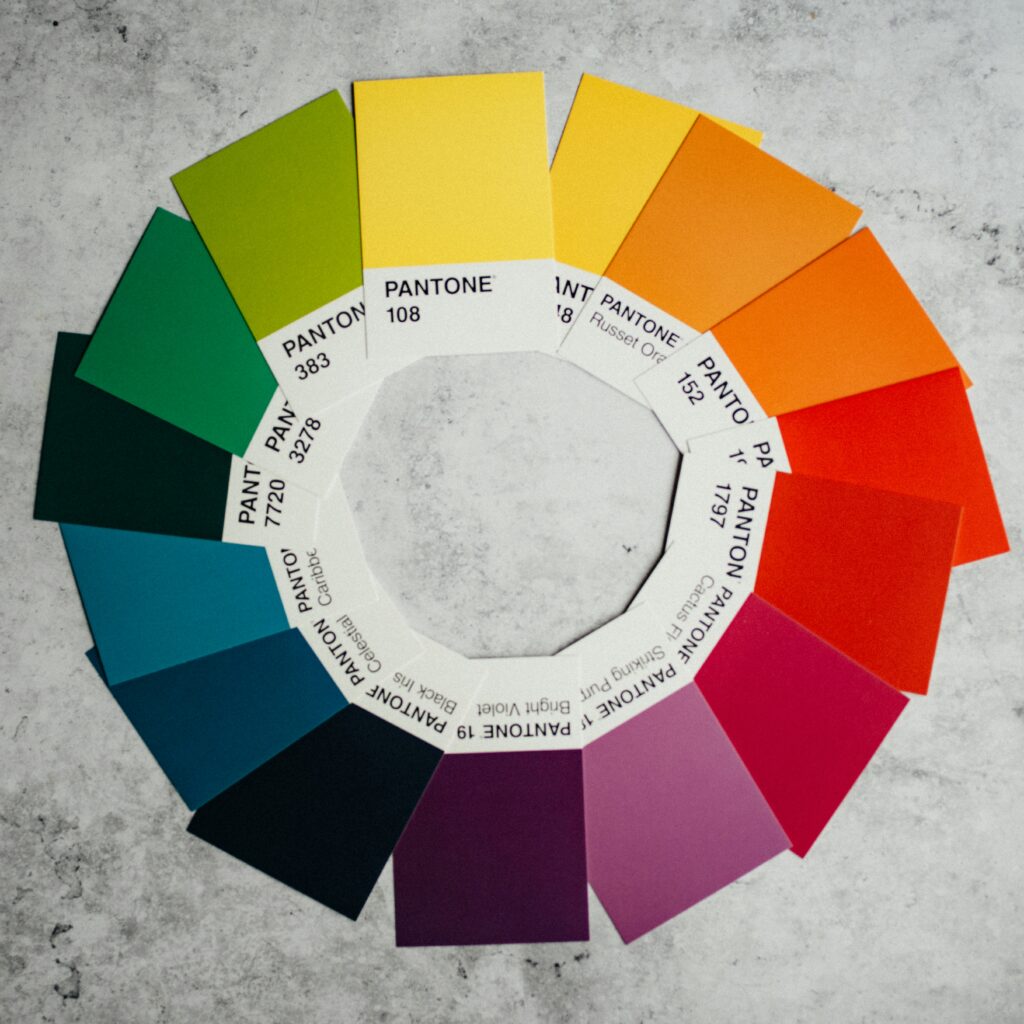 Comunicare con i colori: strategie brillanti e significato